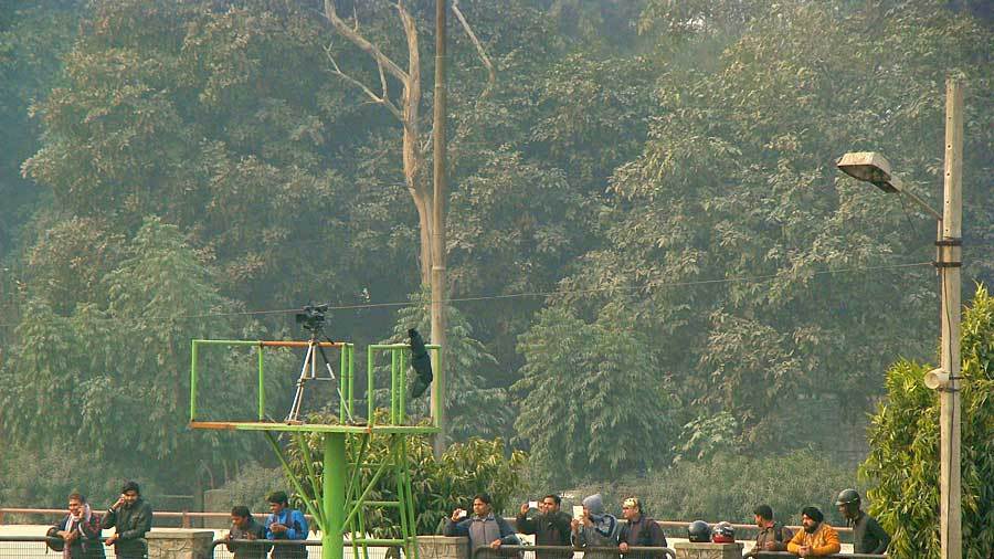 Searching for civilians in Palam | ESPNcricinfo