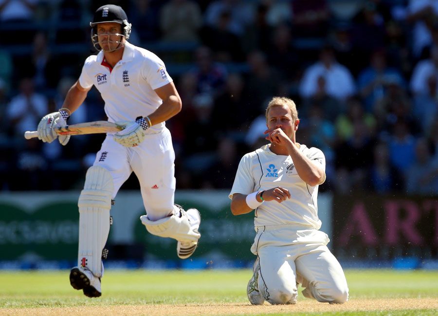 Nick Compton takes off on a single as Neil Wagner looks on | ESPNcricinfo.com