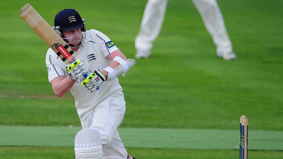 Sam Robson makes a telling point | ESPNcricinfo