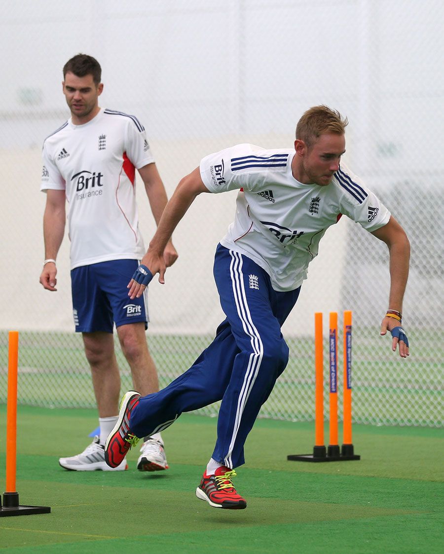 James Anderson and Stuart Broad take part in a training drill ...