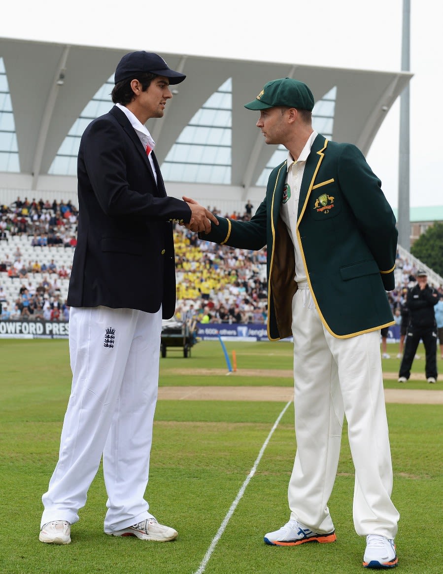 Alastair Cook and Michael Clarke shake hands at the toss | ESPNcricinfo.com