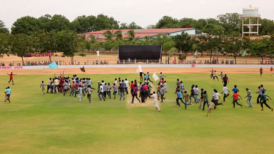 Nikita Bastian watches Anantapur's Rural District Tournament | ESPNcricinfo