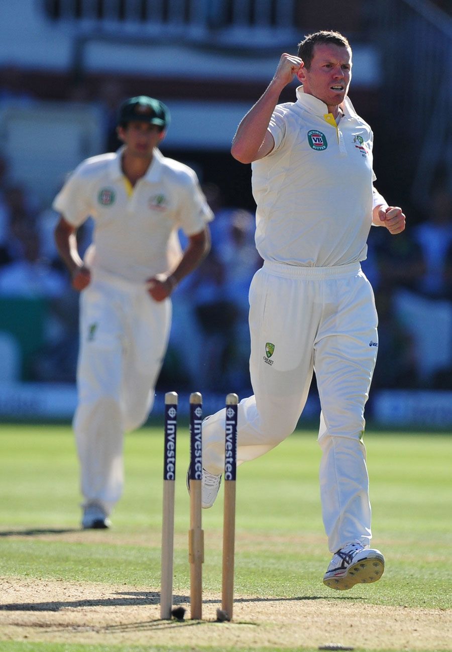 Peter Siddle removed Alastair Cook via an inside edge | ESPNcricinfo.com