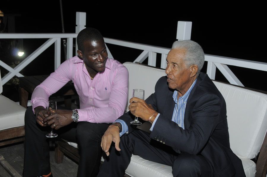 Darren Sammy with Sir Garry Sobers | ESPNcricinfo.com