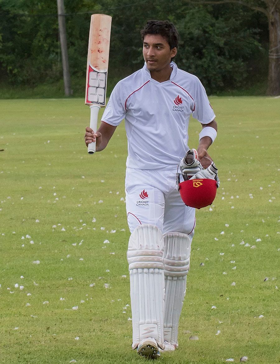 Nitish Kumar walks back after scoring 103 | ESPNcricinfo.com
