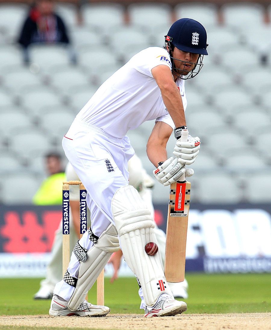 Damp squib ensures England retain Ashes | ESPNcricinfo.com