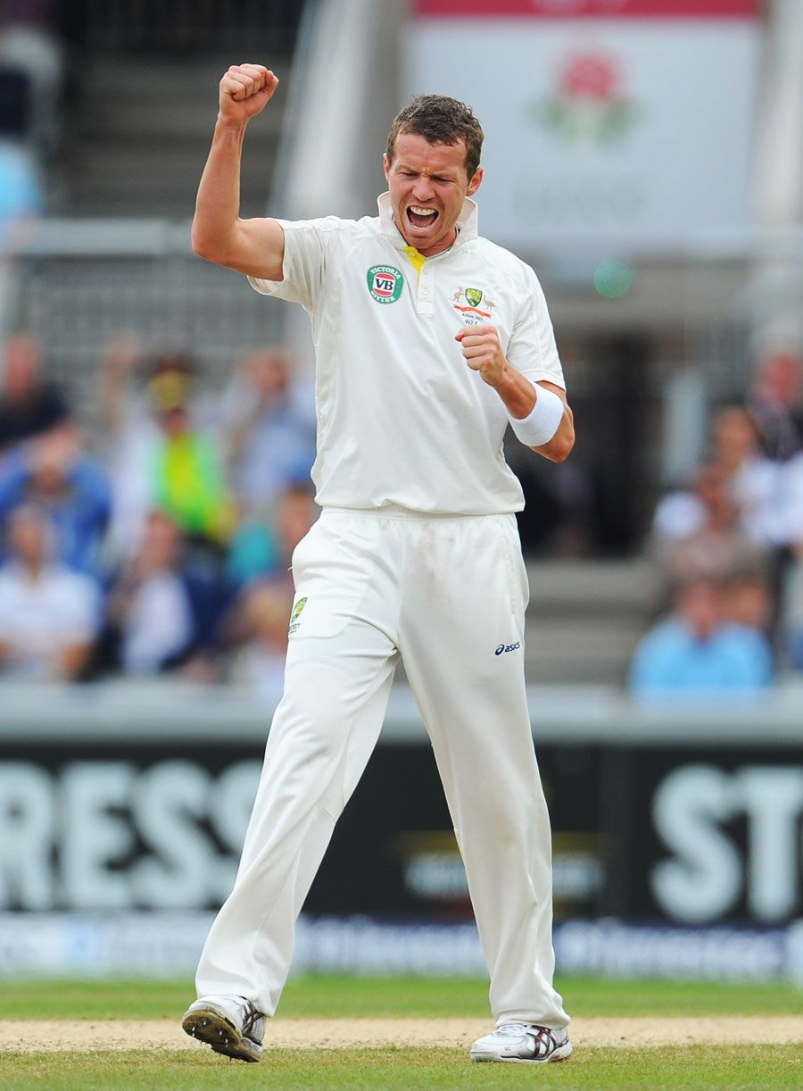 Peter Siddle celebrates Kevin Pietersen's wicket | ESPNcricinfo.com