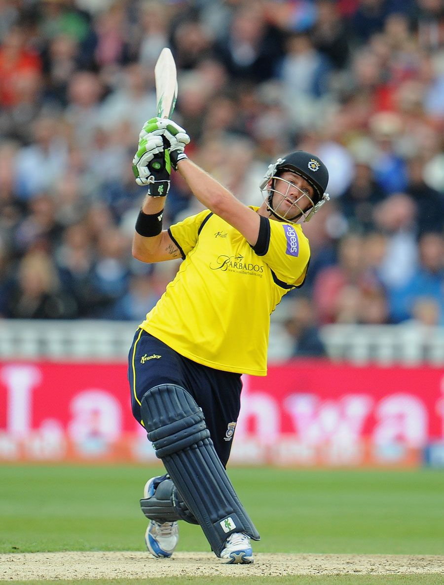 Sean Ervine kept Hampshire alive with 47 | ESPNcricinfo.com