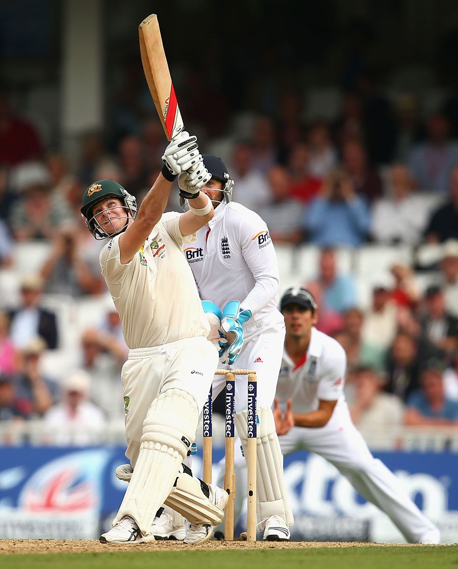 Six for a hundred: Steven Smith launches Jonathan Trott straight down ...