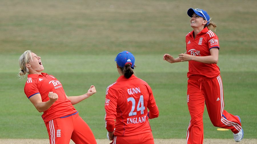Australia Women tour of England 2013, ENG-W vs AUS-W 2nd ODI Match ...