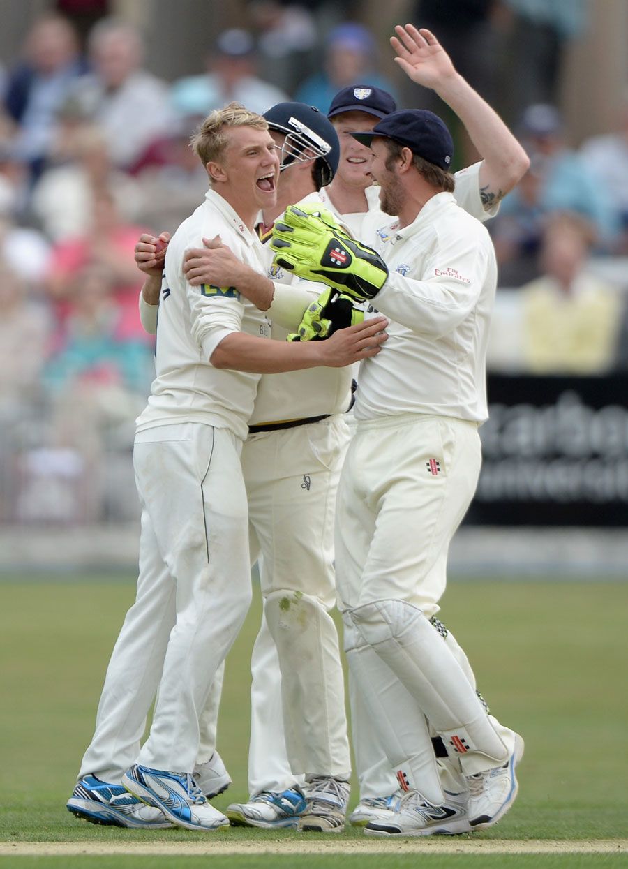 Scott Borthwick celebrates his first wicket | ESPNcricinfo.com