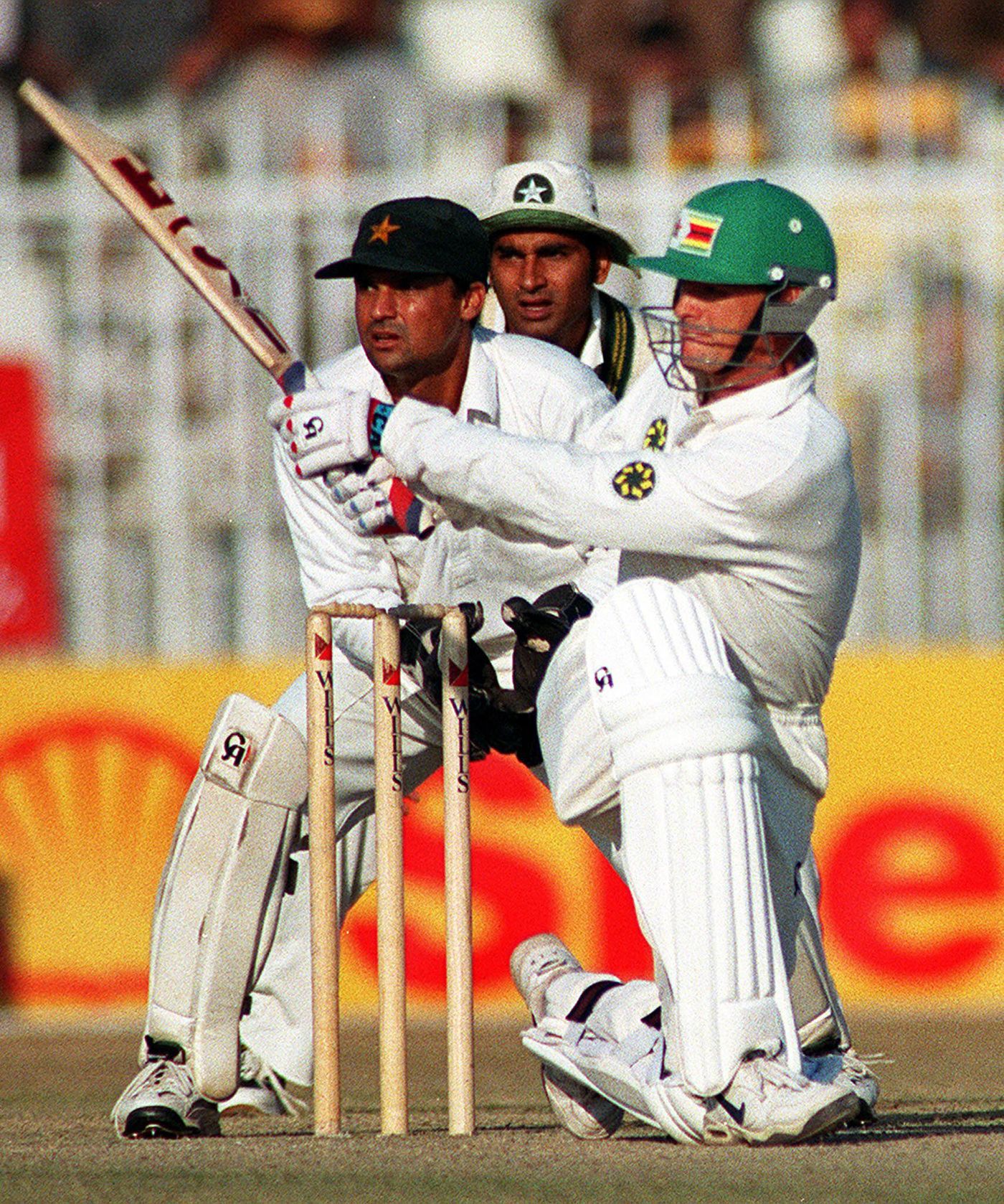 Andy Flower sweeps on his way to 61 | ESPNcricinfo.com