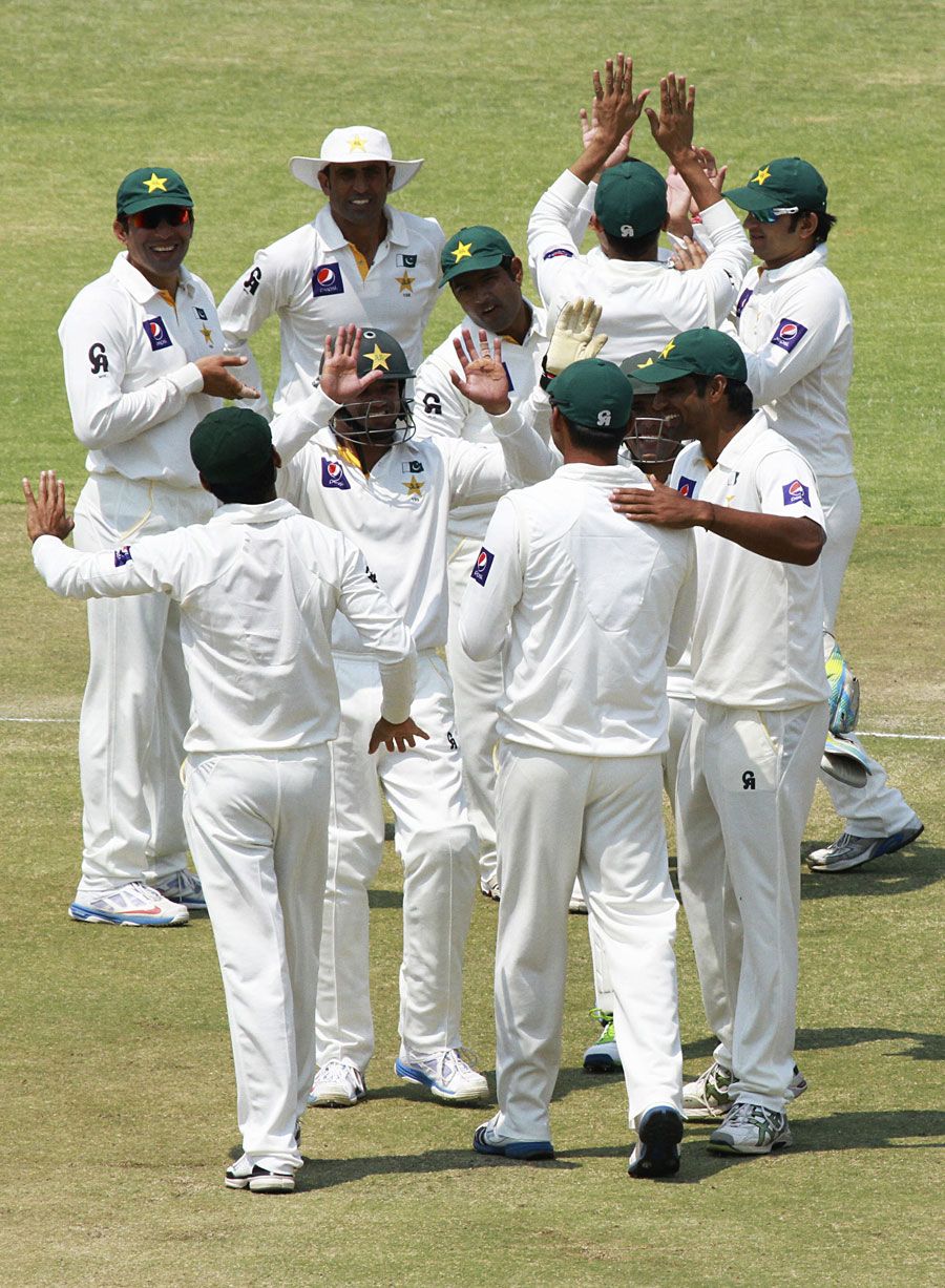 Pakistani players celebrate the wicket of Malcolm Waller | ESPNcricinfo.com