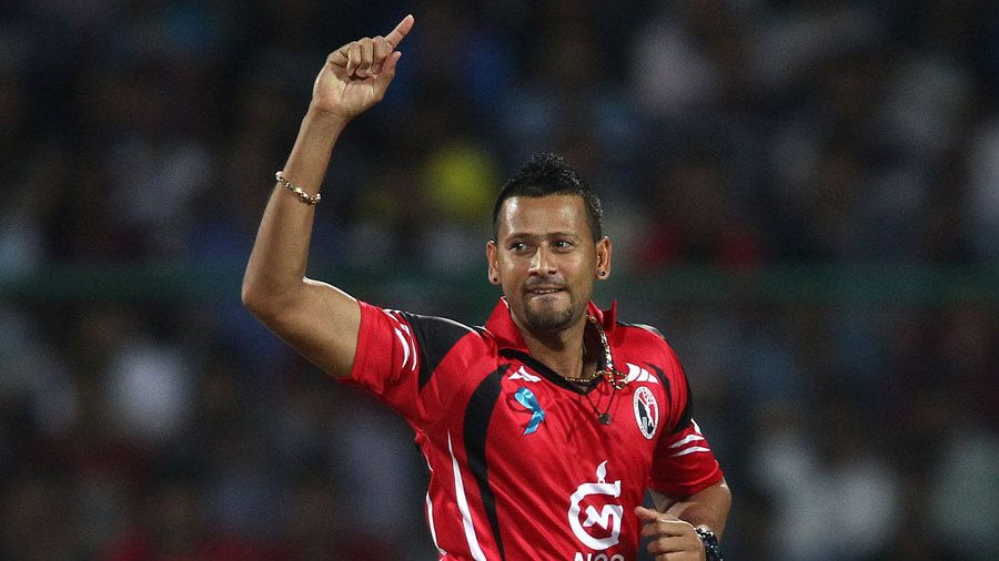 All-round Emrit turns tables on Dhaka | ESPNcricinfo
