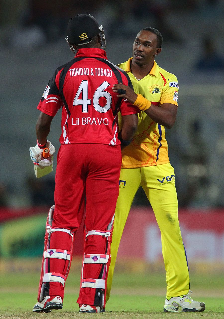 Dwayne Bravo congratulates Darren Bravo after Trinidad & Tobago's win ...
