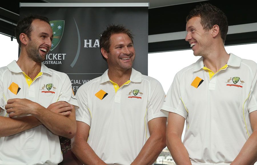 Nathan Lyon, Ryan Harris and Peter Siddle share a joke | ESPNcricinfo.com