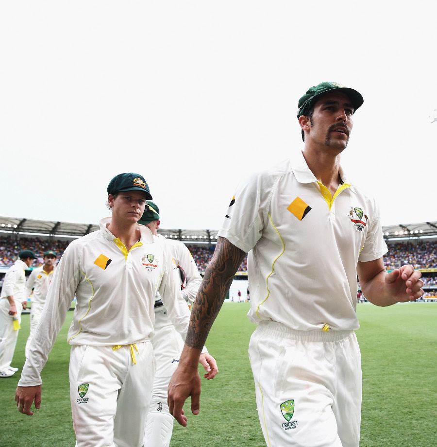 Mitchell Johnson leads Australia off the field | ESPNcricinfo.com