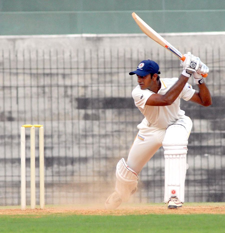 V Shankar drives on his way to a half-century | ESPNcricinfo.com