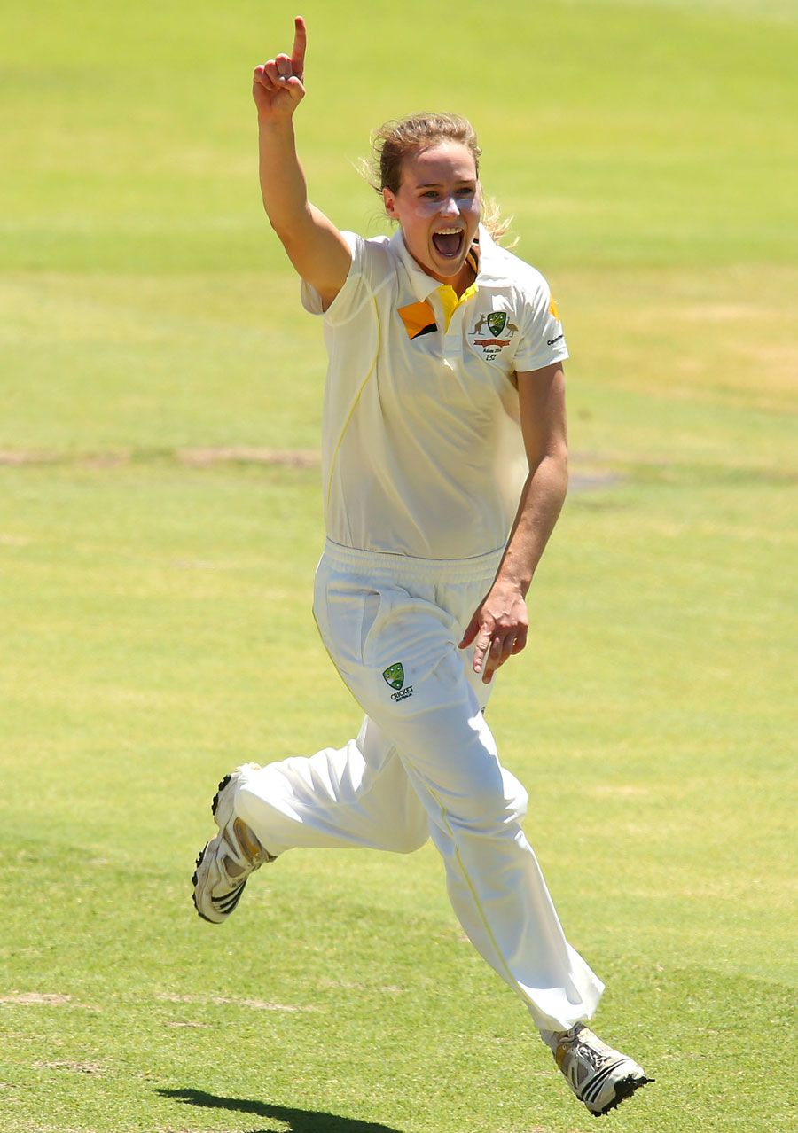 Ellyse Perry celebrates the fall of a wicket | ESPNcricinfo.com