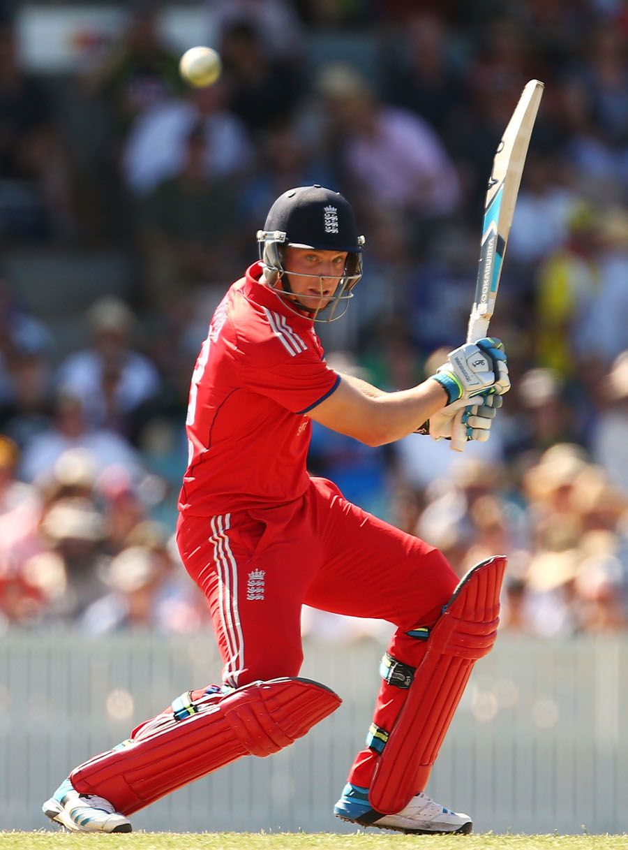 Jos Buttler's 61 helped England recover from a tricky position ...