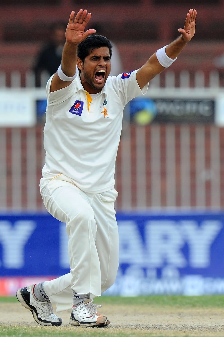 Mohammad Talha appeals unsuccessfully for an lbw | ESPNcricinfo.com