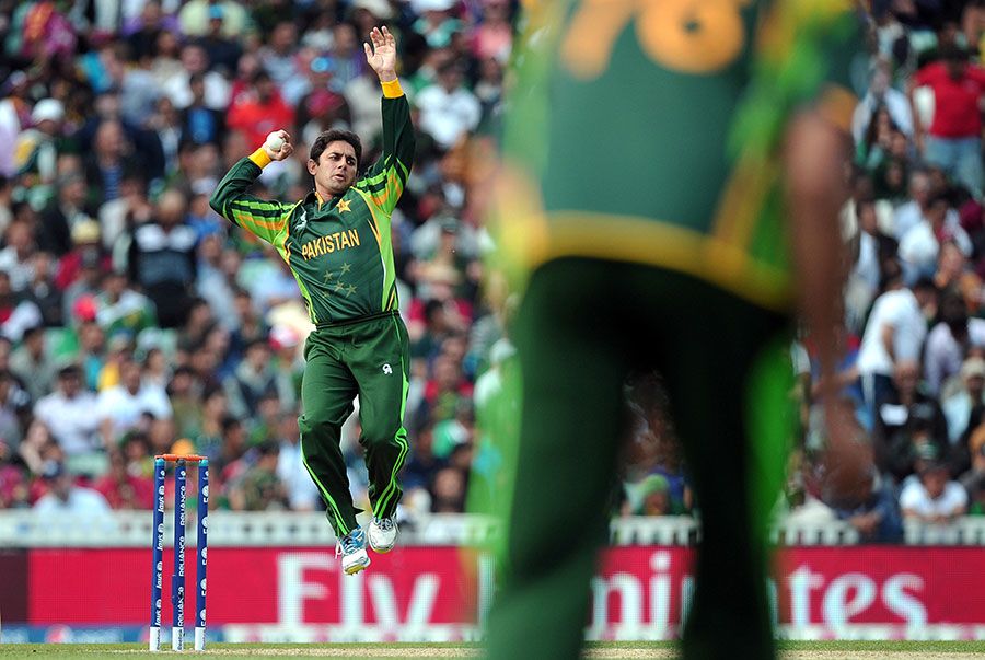 Saeed Ajmal approaches the bowling crease | ESPNcricinfo.com