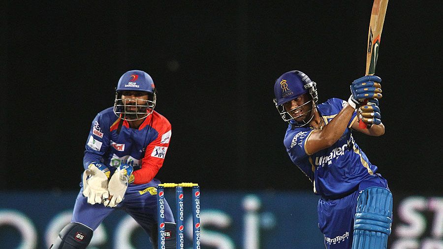 Fan Following: Delhi Daredevils v Rajasthan Royals, IPL, Delhi ...