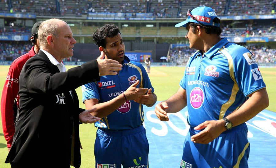 Mumbai Indians stay alive | ESPNcricinfo.com
