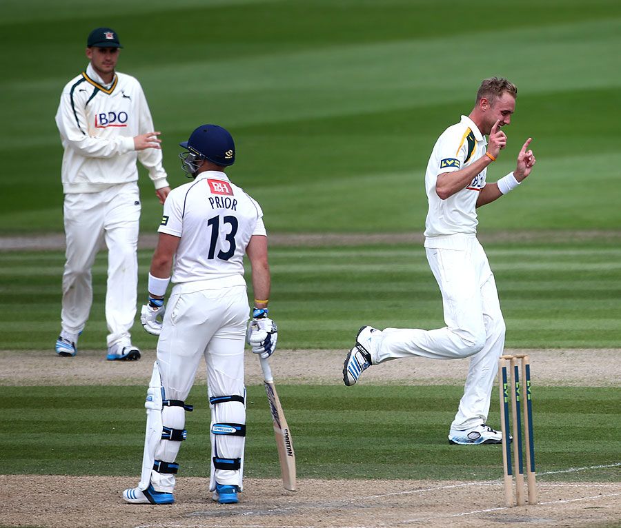Stuart Broad removed Matt Prior for 30 | ESPNcricinfo.com