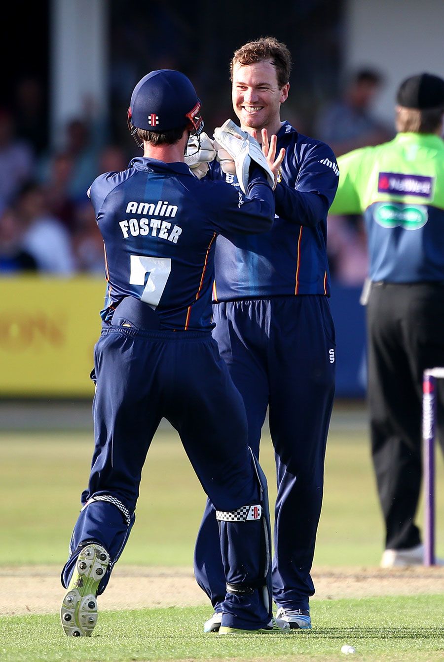 Tim Phillips had Kevin Pietersen stumped by James Foster | ESPNcricinfo.com