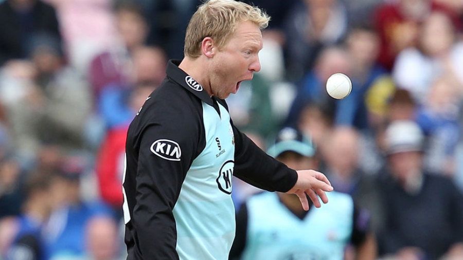 Gareth Batty leads Surrey out of the darkness | ESPNcricinfo