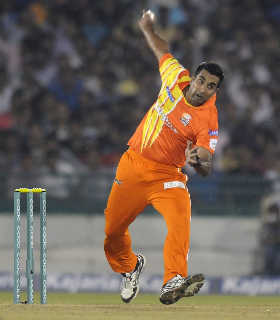 Asif Raza in action | ESPNcricinfo.com