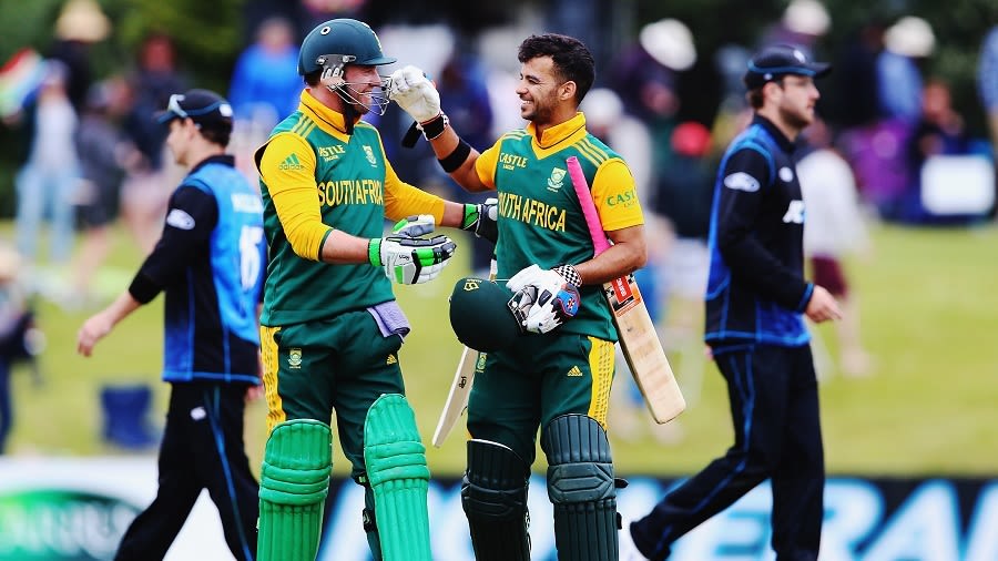 NZ vs SA Cricket Scorecard, 1st ODI at Mount Maunganui, October 21, 2014