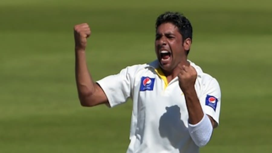 NZ vs PAK Cricket Scorecard, 1st Test at Abu Dhabi, November 09 - 13, 2014