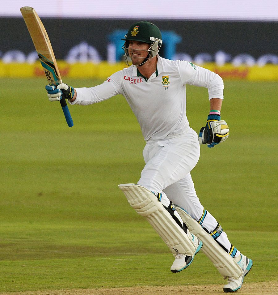 Stiaan van Zyl runs through to complete his hundred | ESPNcricinfo.com