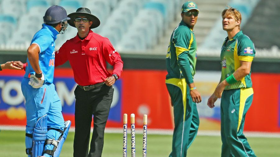 Dhoni's late cut while 'keeping | ESPNcricinfo