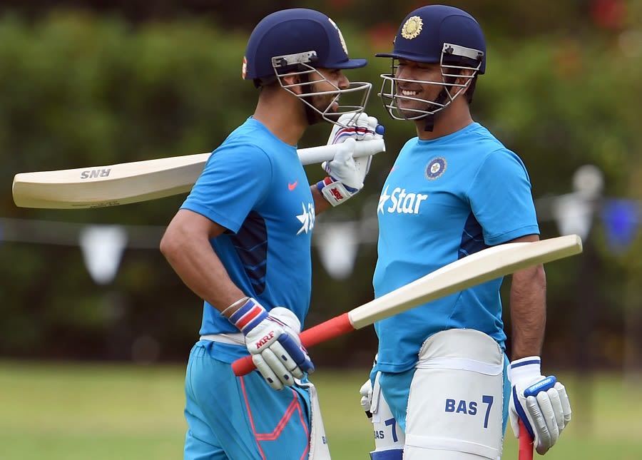 MS Dhoni shares a laugh with Virat Kohli | ESPNcricinfo.com