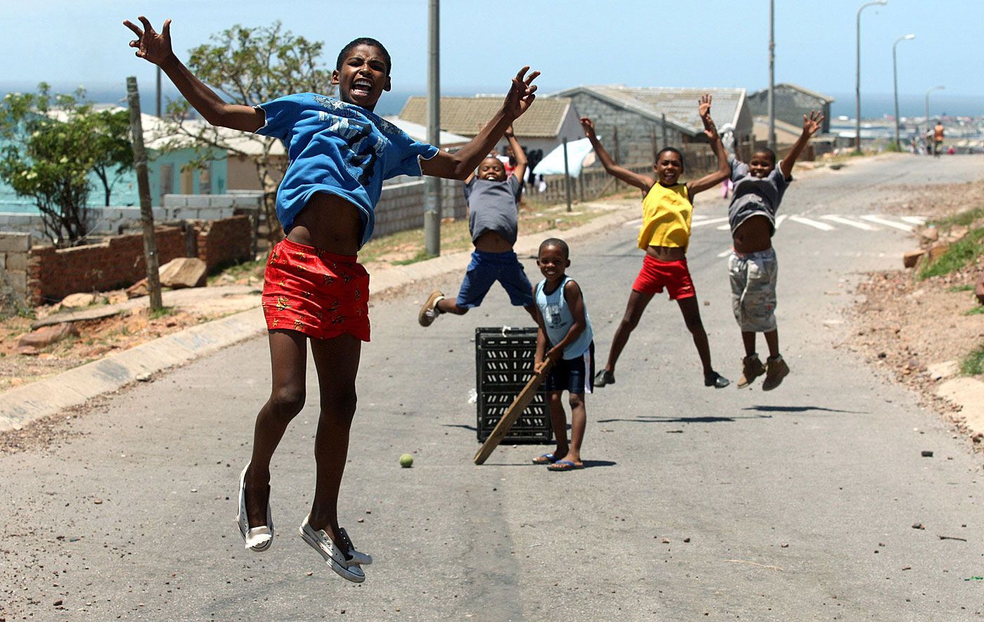 Kids play street cricket at Helenvale | ESPNcricinfo.com