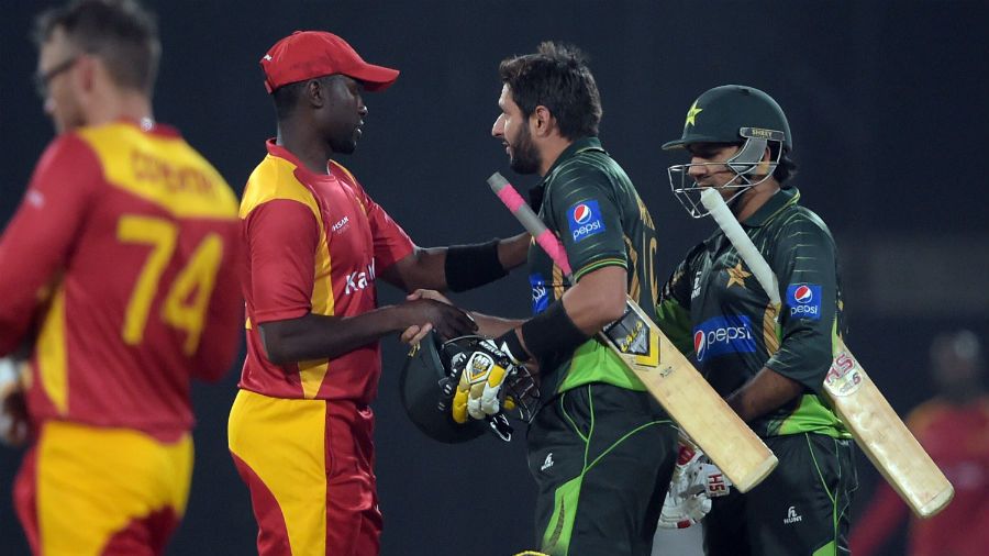 PAK vs ZIM Cricket Scorecard, 2nd T20I at Lahore, May 24, 2015