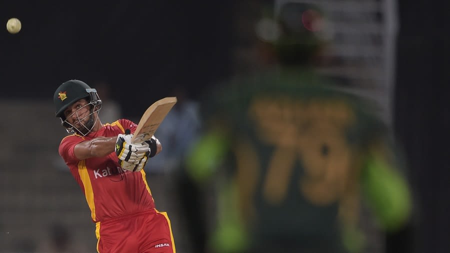 Azhar, Sohail complete clinical chase | ESPNcricinfo