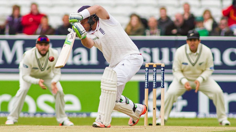 Bell, senior bowlers let England down | ESPNcricinfo