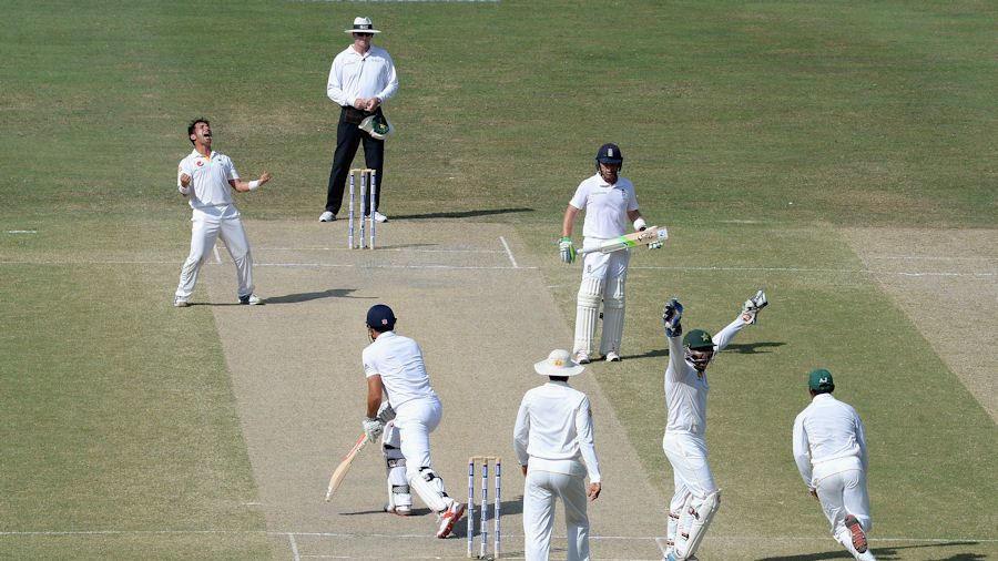 Cook surpasses Gooch to set new runs record | ESPNcricinfo