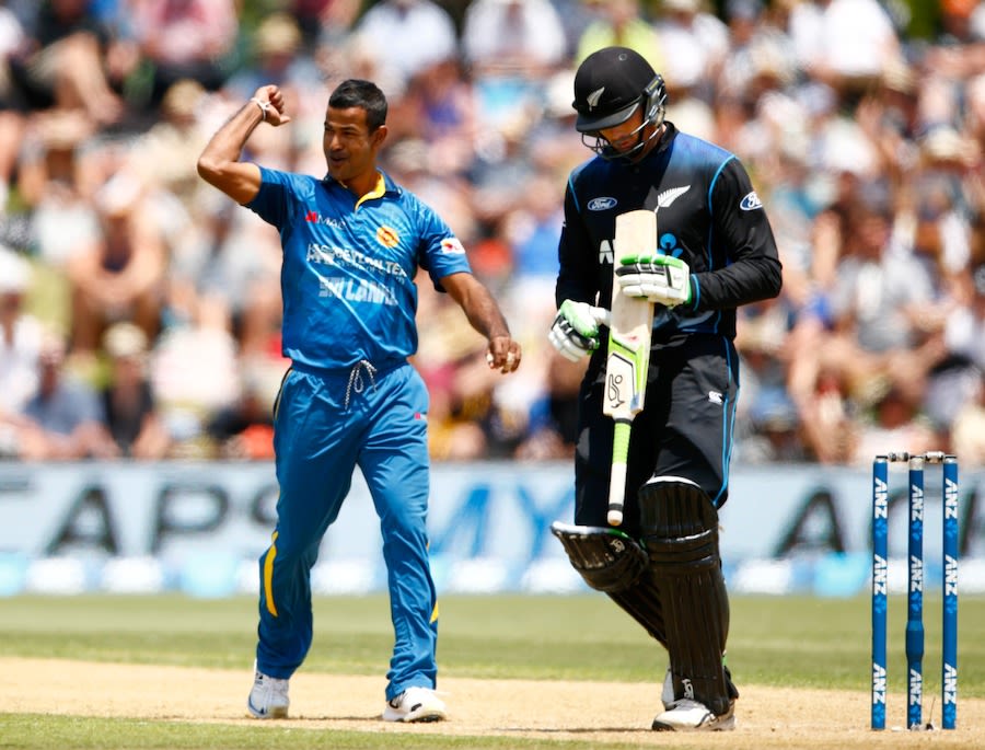 Nuwan Kulasekara had Martin Guptill caught on the boundary | ESPNcricinfo.com