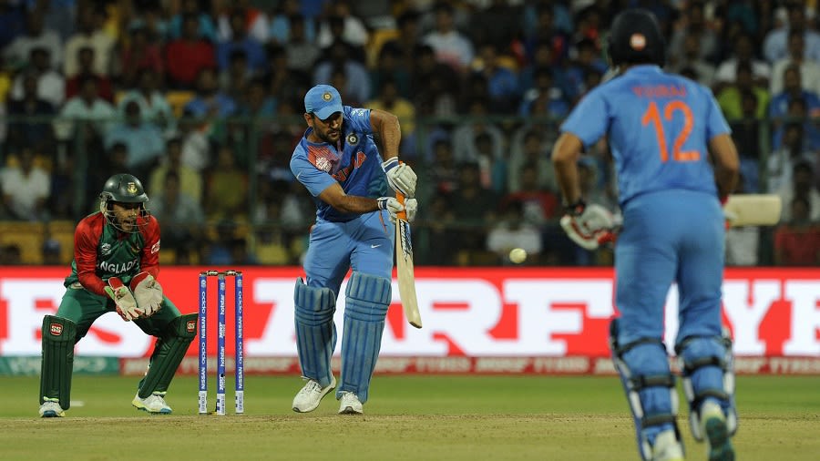 MS Dhoni struggles to bring method to T20's madness | ESPNcricinfo