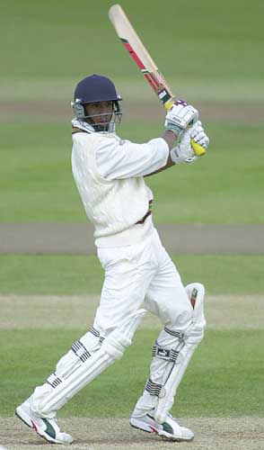 Lendl Simmons with a drive in his innings of 2 | ESPNcricinfo.com