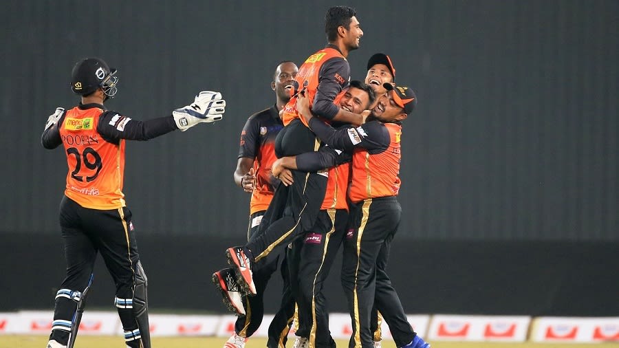 CV vs KT Cricket Scorecard, 11th Match at Dhaka, November 13, 2016