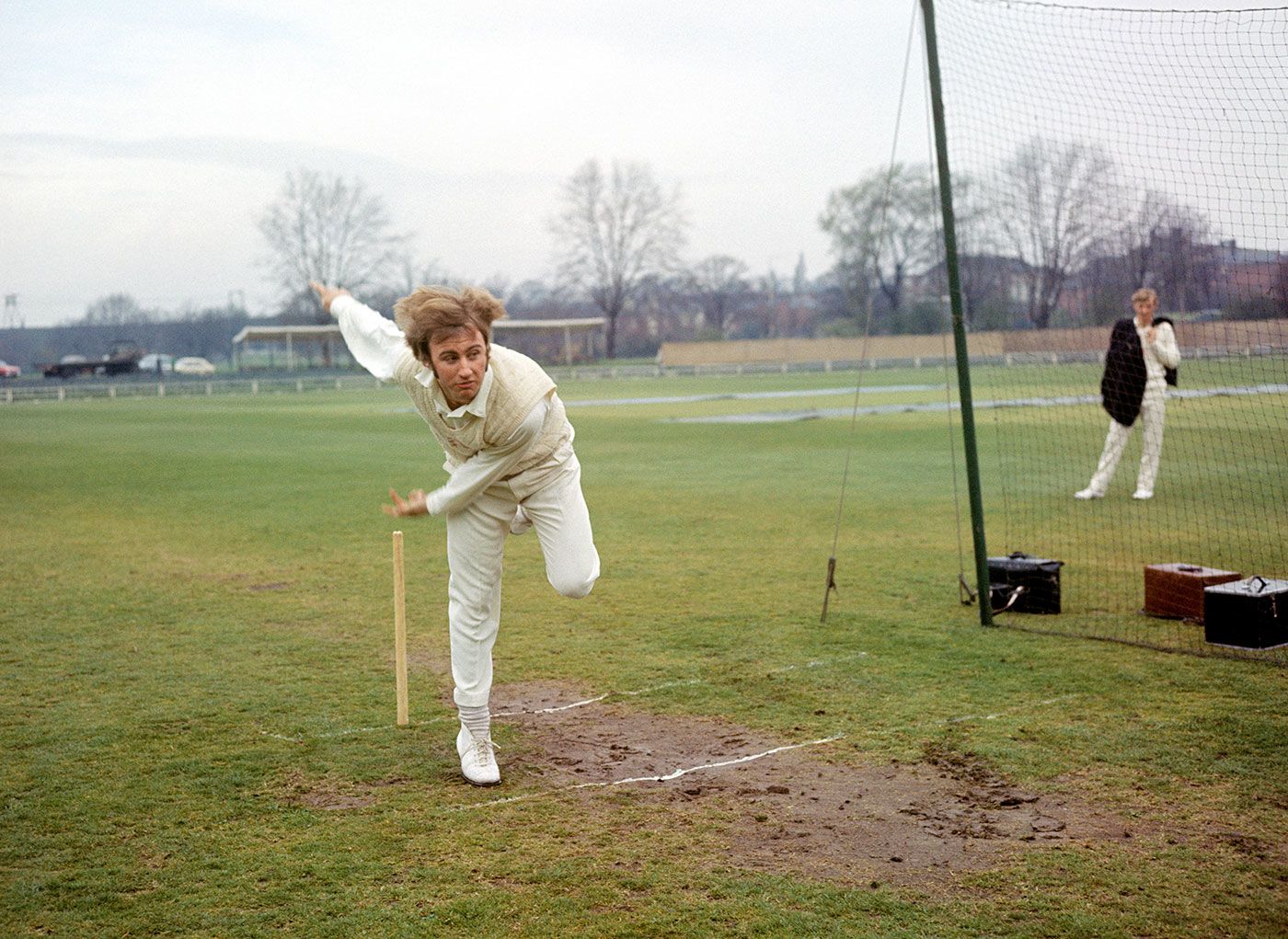 John Lever bowls in the nets | ESPNcricinfo.com