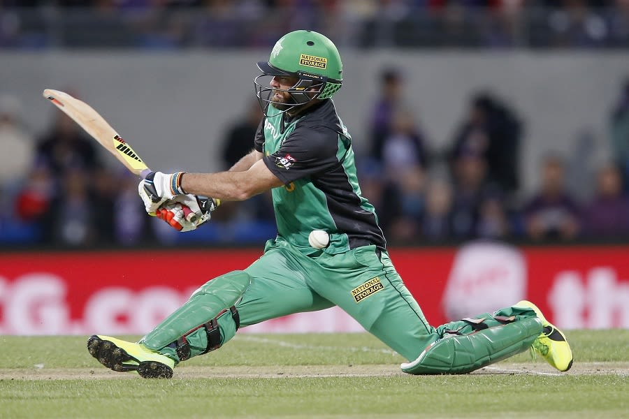 Rob Quiney slips as he plays a shot | ESPNcricinfo.com