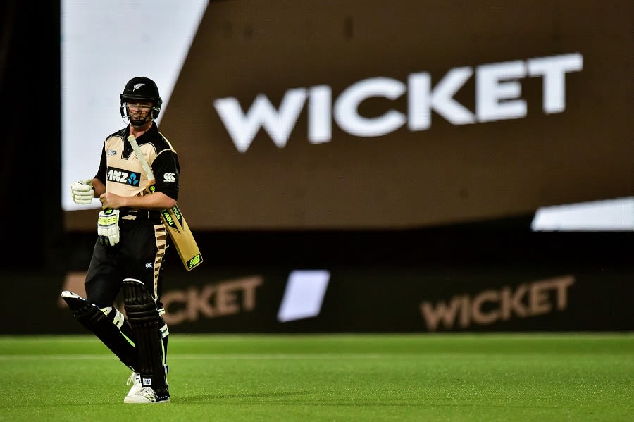 Colin Munro was dismissed for a two-ball duck | ESPNcricinfo.com