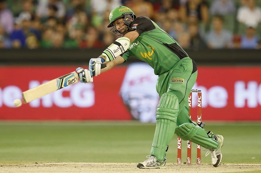 Ben Hilfenhaus looks to slog the ball away | ESPNcricinfo.com